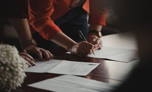 10 closing techniques to close a deal